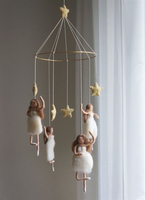 Ballerina Mobile – The Felt Nursery